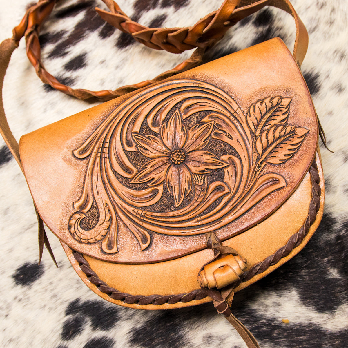 Basic Leather Construction - Denny Lowe – Springfield Leather Co